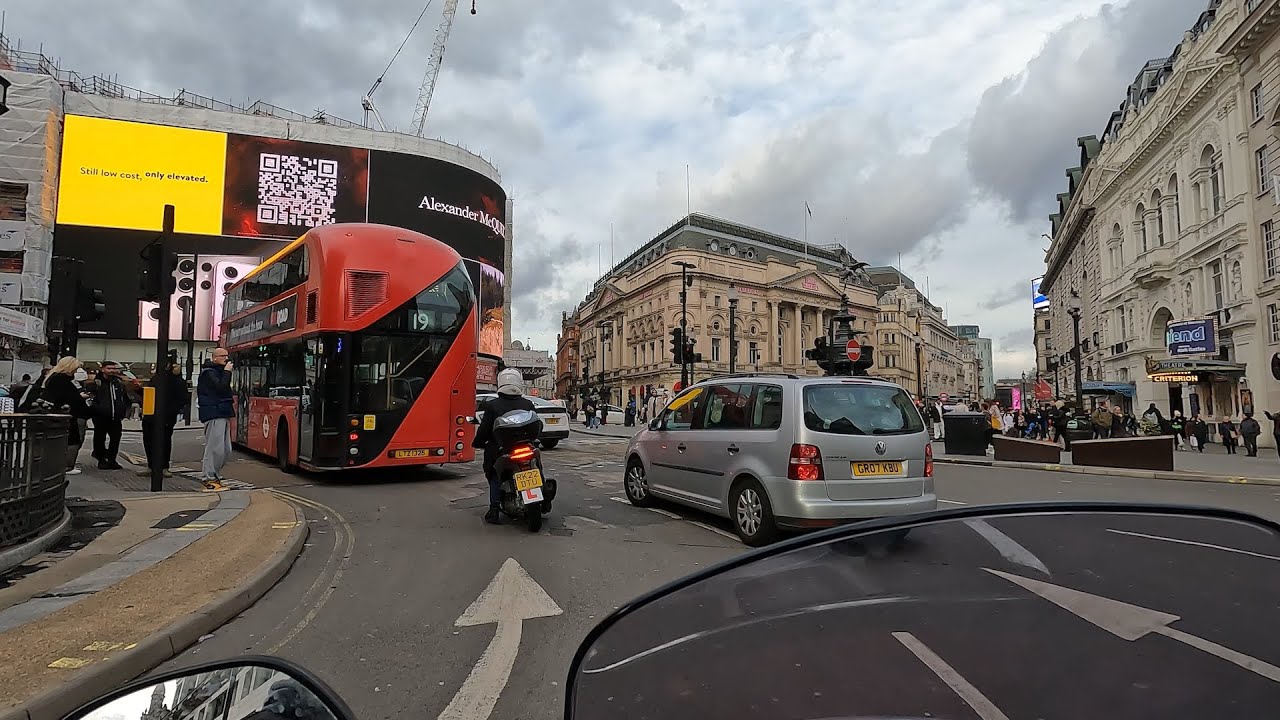 Motorcycle Ride through London Friday Evening Rush Hour - YouTube