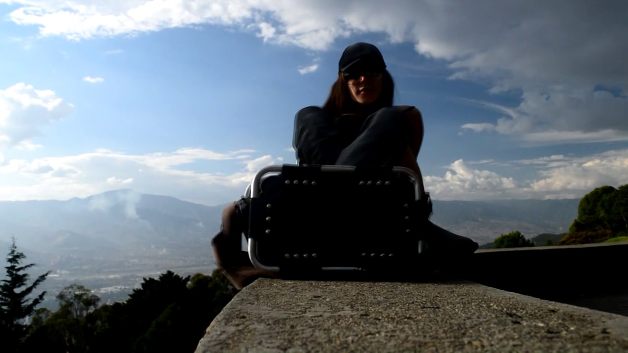In The City - Luna Gil (Mrp) - YouTube