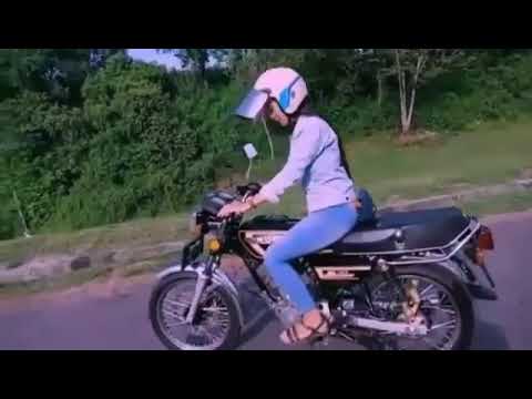 Story wa cewek cantik naik gl 100