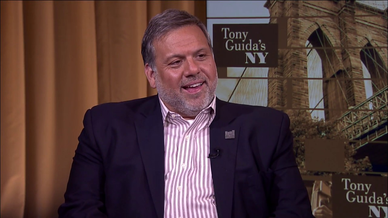 David Garza: Miracle on Henry Street | Tony Guida's NY - YouTube