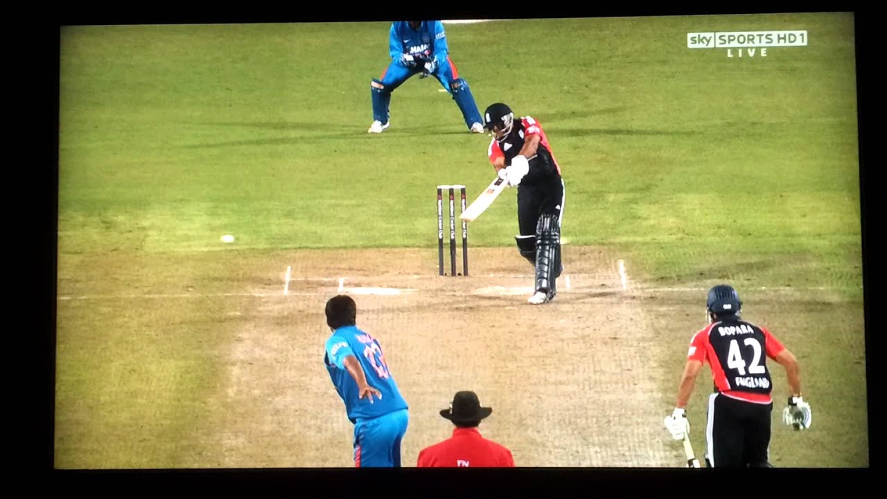 t20 England vs India, cricket bat snaps in half!! - YouTube