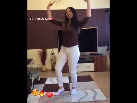 Indian sexy romantic hot danse ek bar jarur dekhe