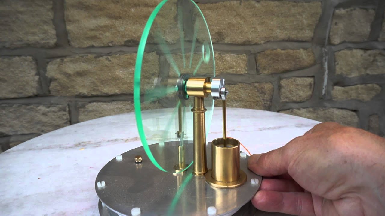 Stirling Hot Air Engine - YouTube
