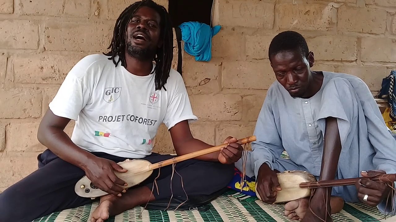 Hommage au etudiants de Kobilo 2 - YouTube