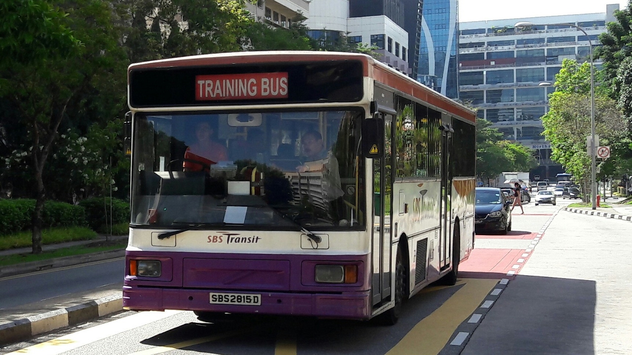 Volvo B10M Mark IV Showcase, SBS2813J - YouTube