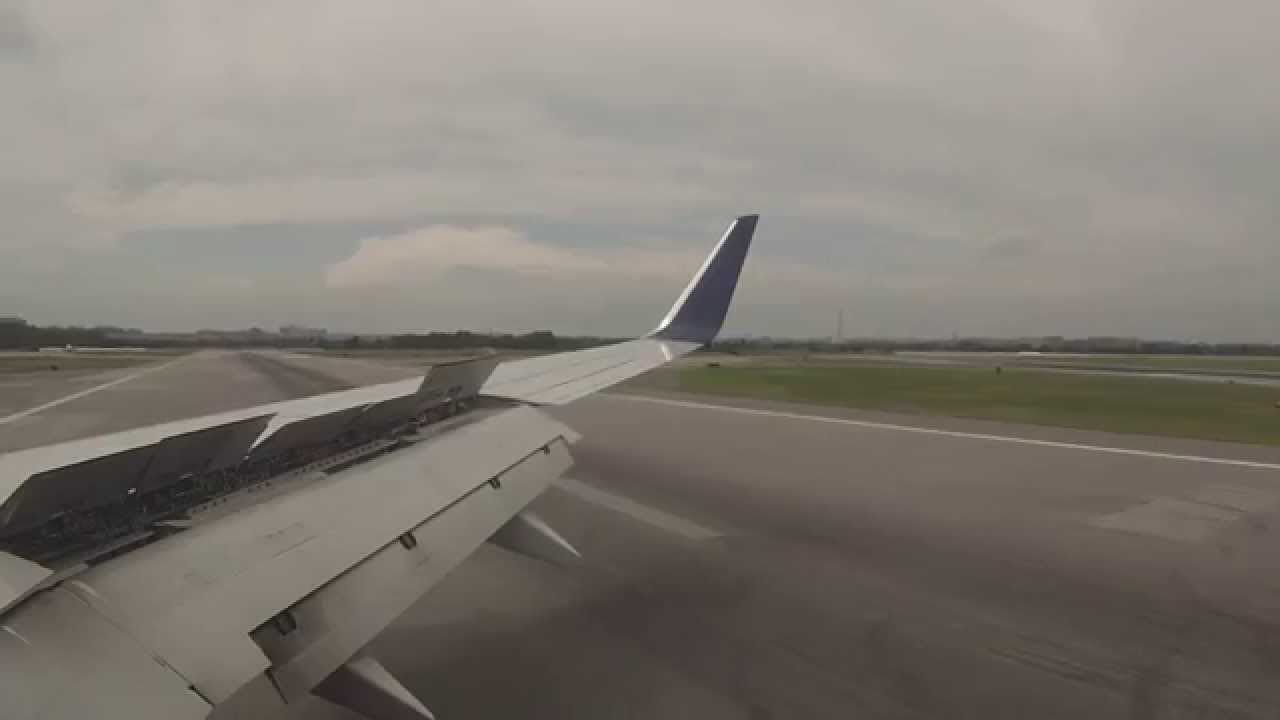 Delta Boeing 737-900ER Landing KDCA Runway 1 - YouTube