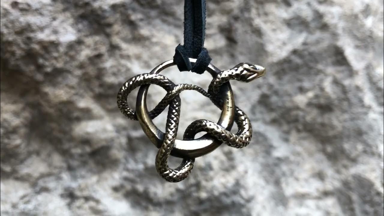 Бронзовый кулон Змея Подвеска на шею Змея Тотемный амулет бронзовый ...