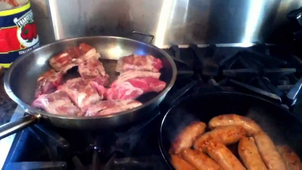 Sinatra Sunday Sauce - YouTube