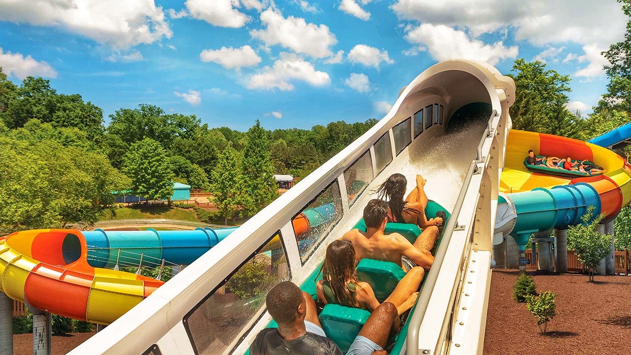 MOST INSANE Water Slide! Cutback Water Coaster at Water Country USA ...