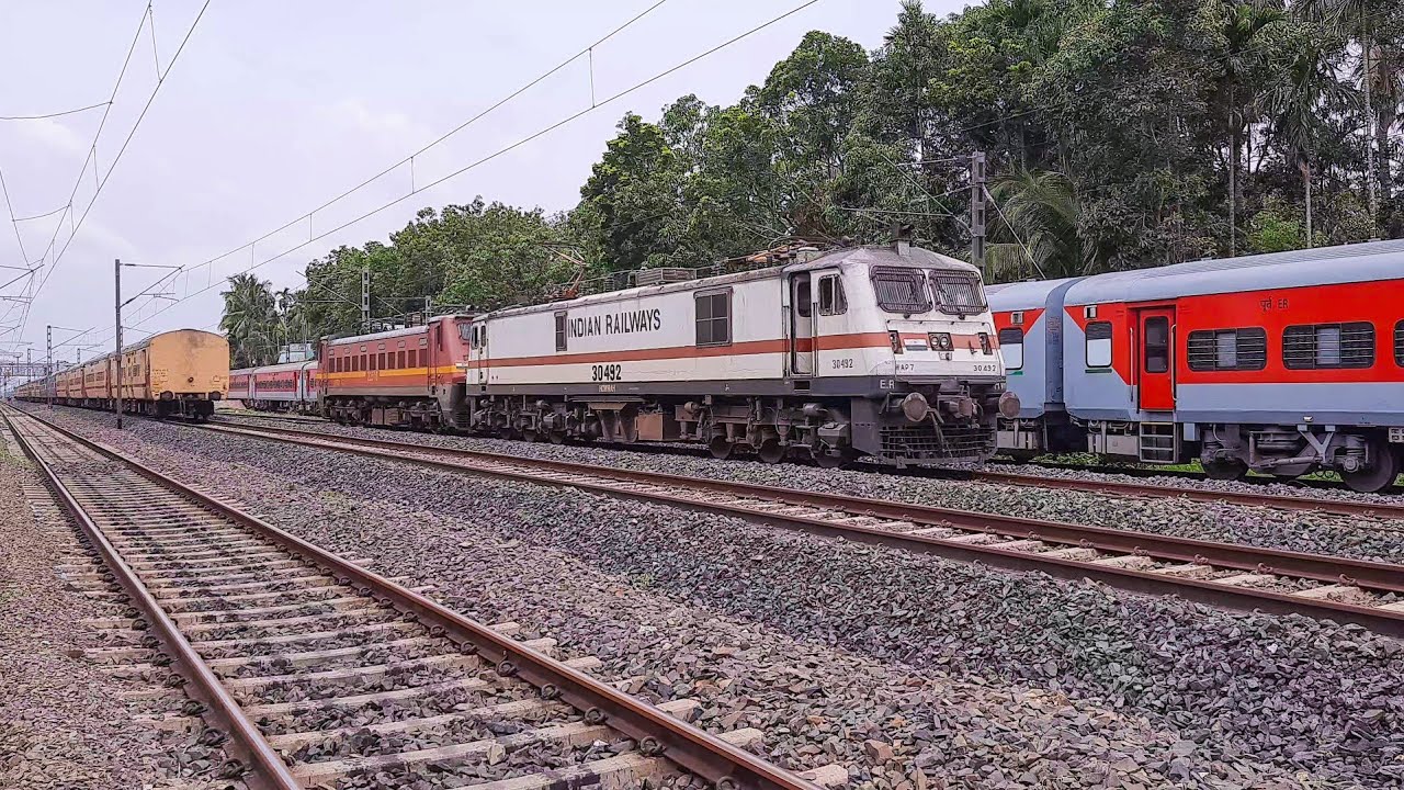 Twin(WAP-4 +WAP-7) High speed trial Furiously skipping with Great ...