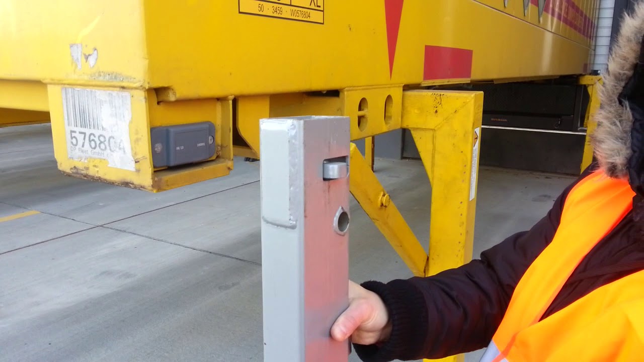 SWAP BODY LOCK PV-10 with anti-burglar sleeve with insert - YouTube