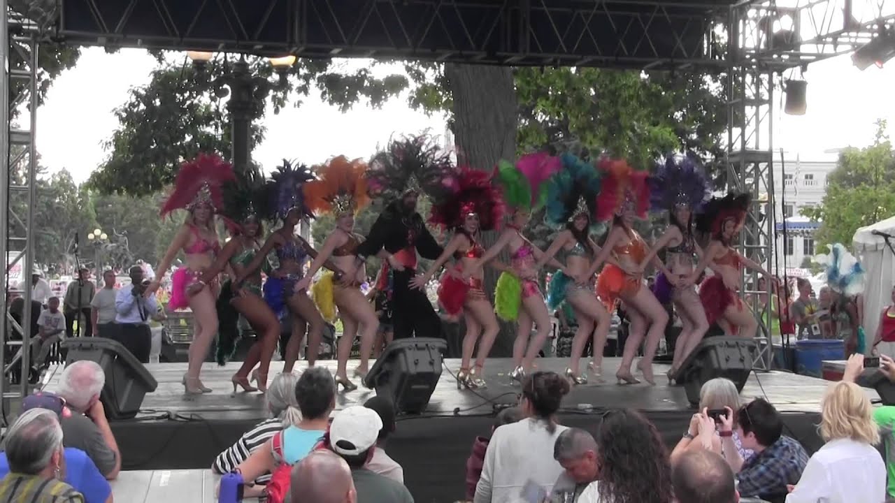 Bella Diva Dance Samba Squad - Ritmo En Rio - YouTube