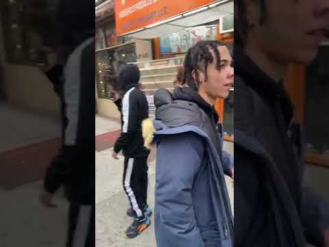 On Foot Walking Through The Whole Strip With KayFlocks Brother JoWvttz ...