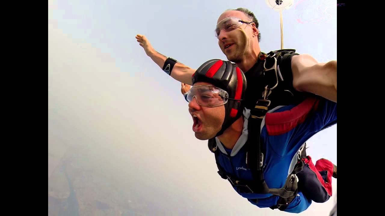 Ajay Rajan Mahendru's Tandem skydive! - YouTube