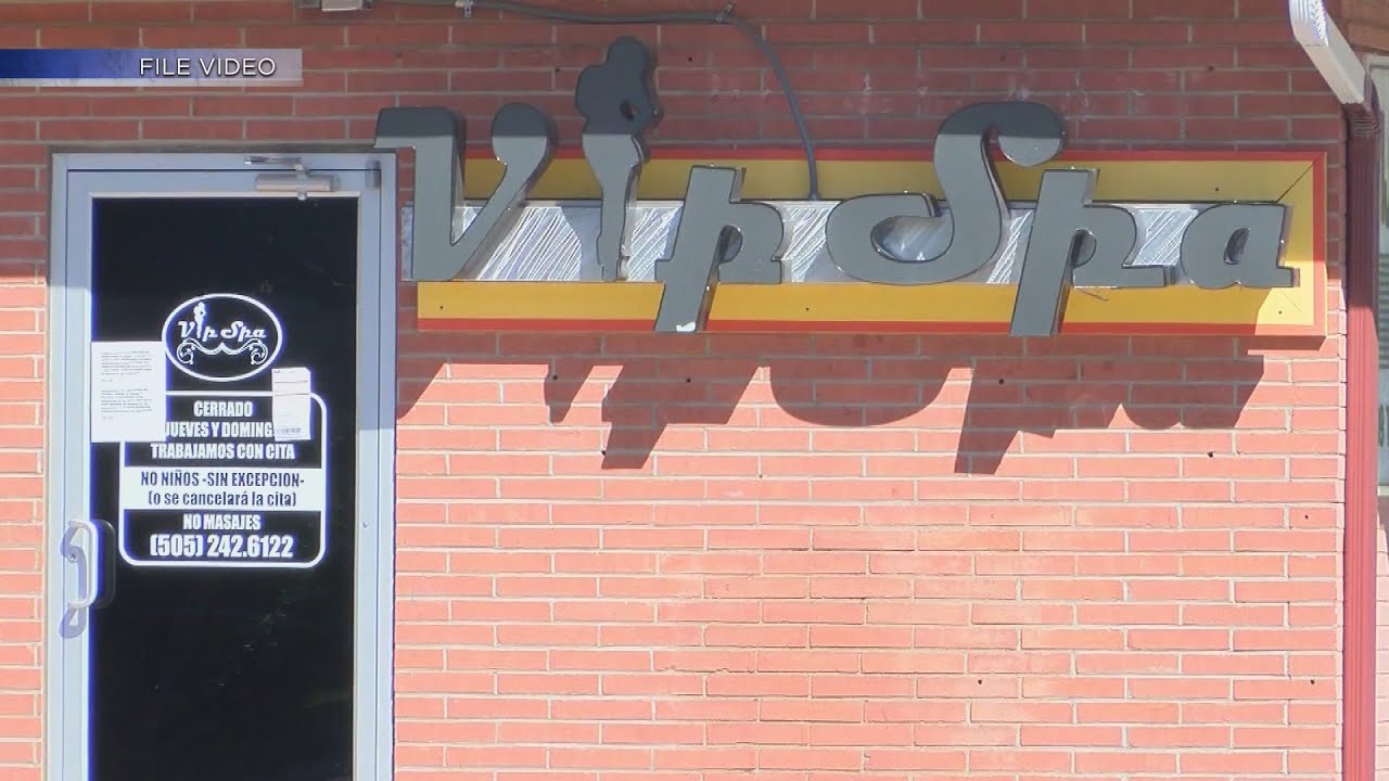 New infection cases found due to "Vampire Facials" from 2018 - YouTube