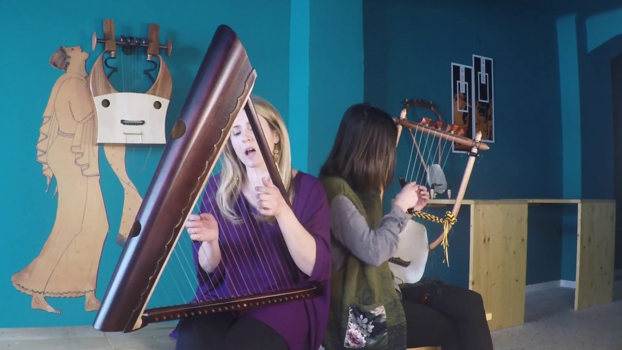 Ancient Greek Epigonion (harp) and Lyre - Thalassa Platia - YouTube