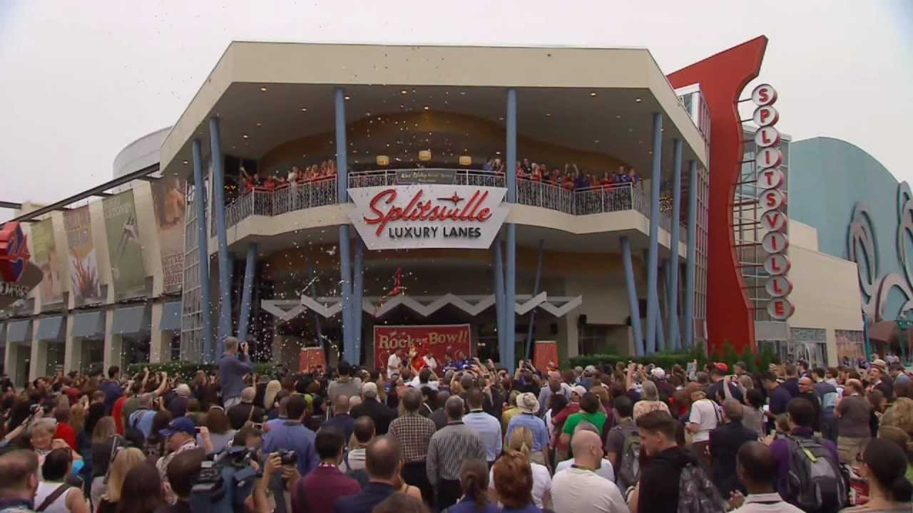 Splitsville - Downtown Disney West Side - YouTube