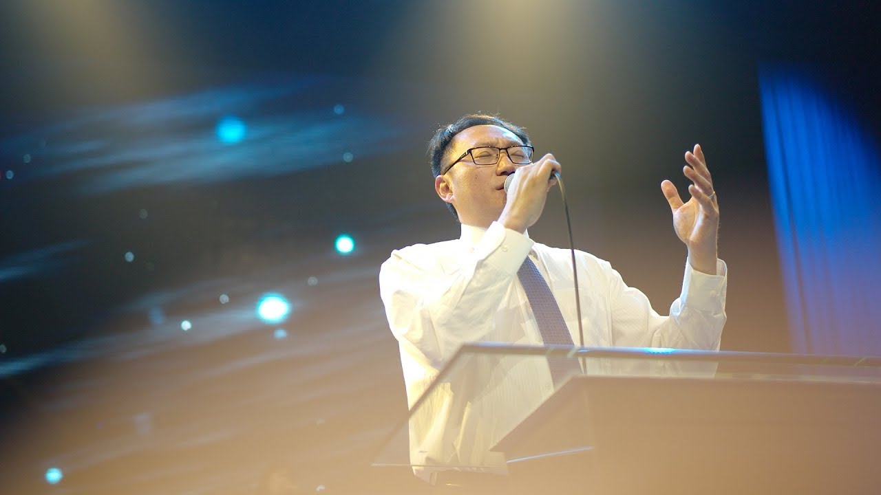 Pdt. Agus Gunawan - Lebih Dari Pemenang - YouTube