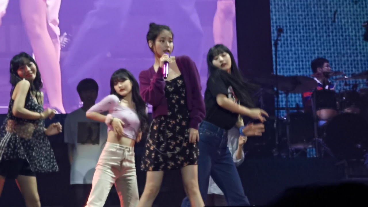 191213 IU Leon 아이유 레옹 Love Poem Concert in Manila En Encore Stage - YouTube