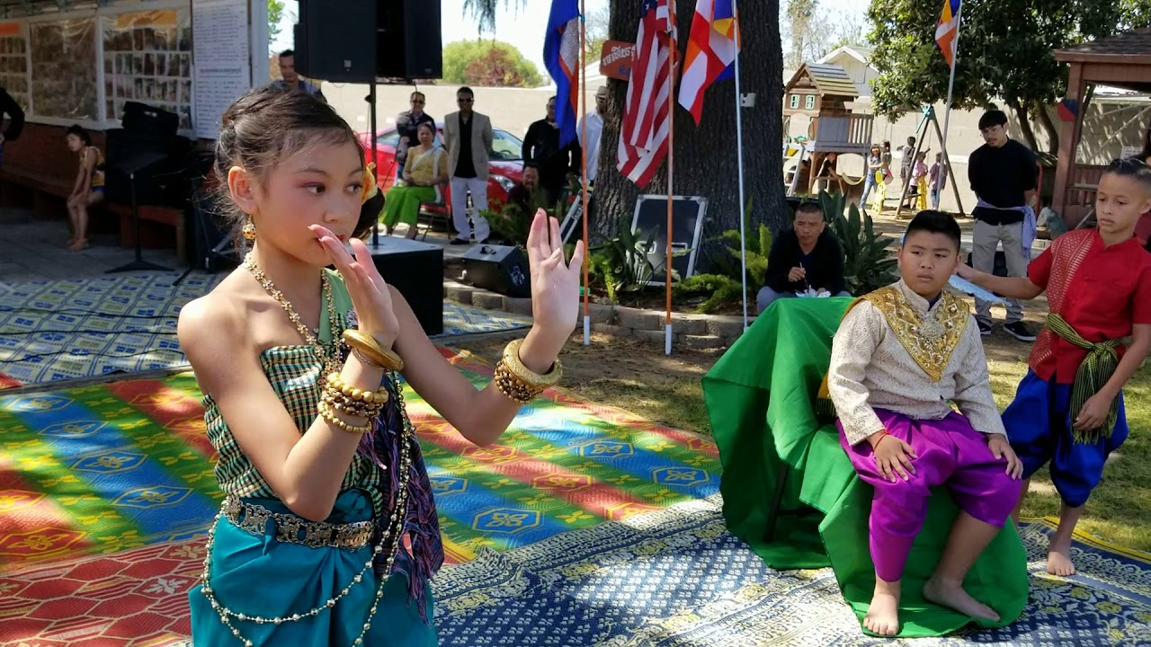 Tum Teav: 2019 Ceres Temple - YouTube