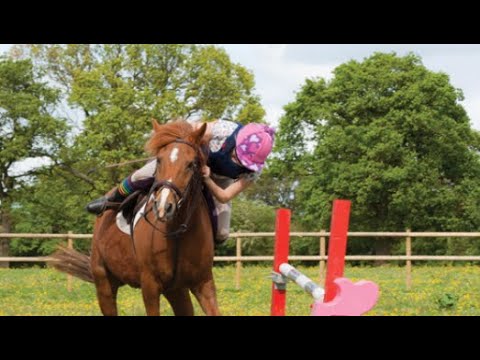 Horrific fails #equestrian #fail - YouTube