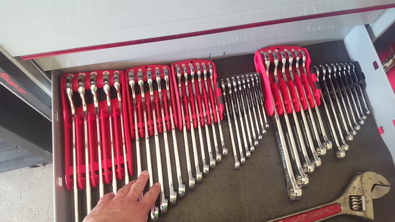 Snap on tool cart tour - YouTube