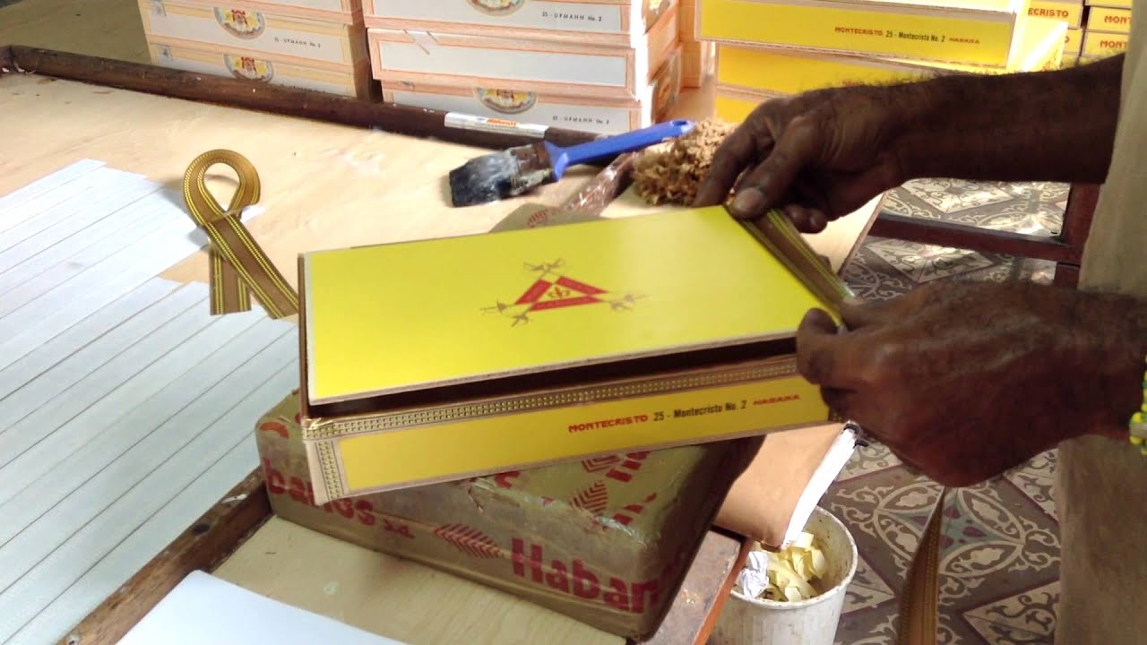 IADC 3. Box Preparation - H. Upmann Factory, Havana, 2014 - YouTube