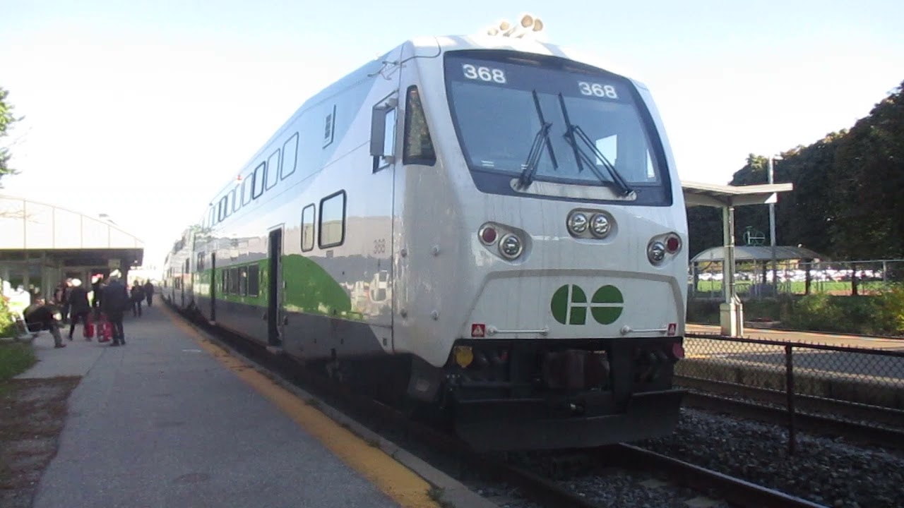 GO Transit Cab Car 368 and MP40PH Locomotive 604 arriving and departing ...