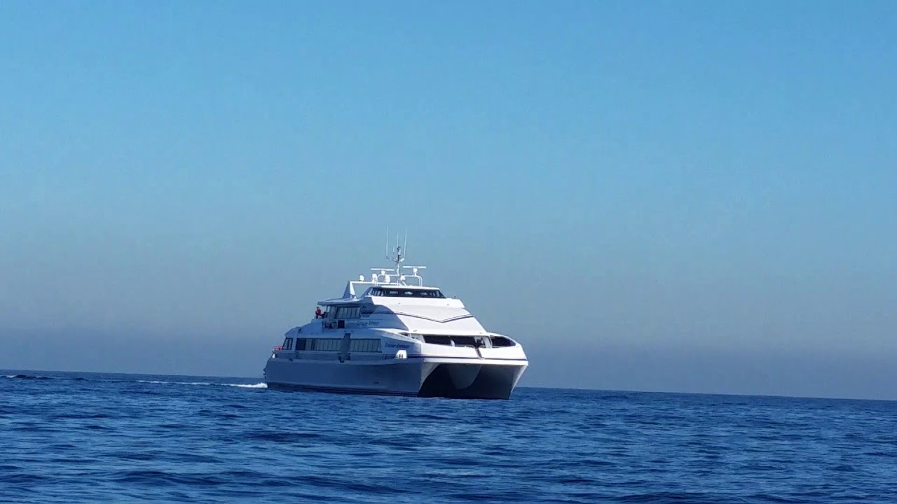 Catalina Express - Jet Cat Express Ferry Boat Arriving in Avalon Harbor ...