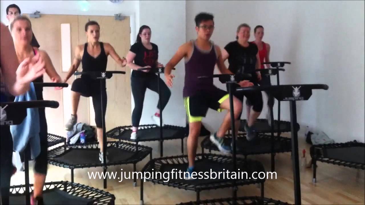 Jumping Julia With Petra - YouTube