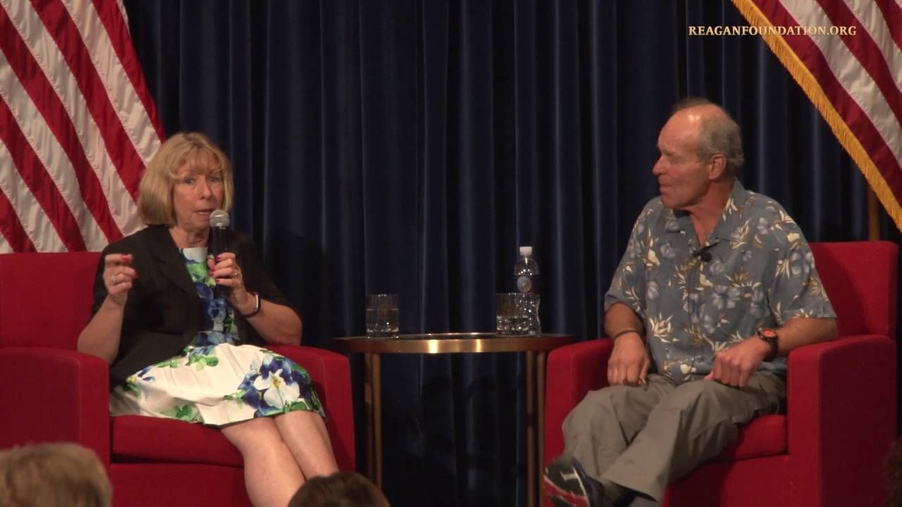 Q&A with Medal of Honor Recipient John Baca — 09/29/2016 - YouTube