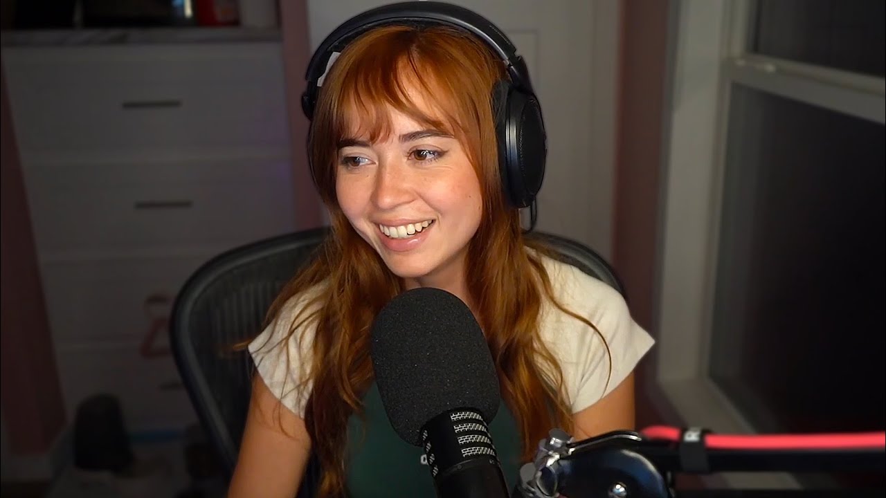 Maya decides to get festive a little too early - YouTube