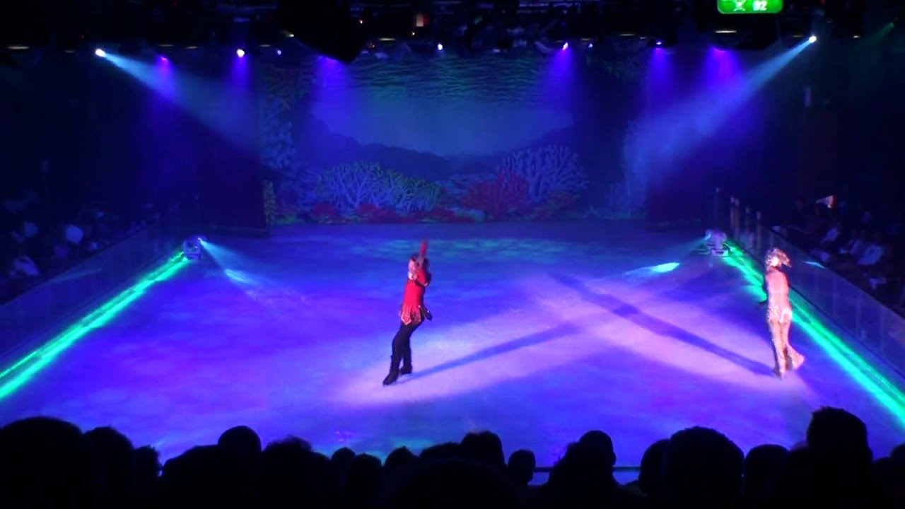 19A OASIS OF THE SEAS - ICE SKATING SHOW 5 - YouTube