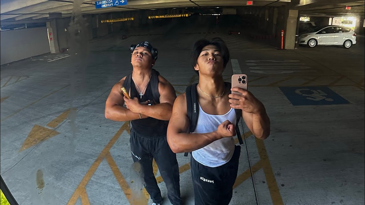 SOLO ROAD-TRIP TO AZ + FREAKY LIFT AT MUSCLE FACTORY W/ BRO - YouTube