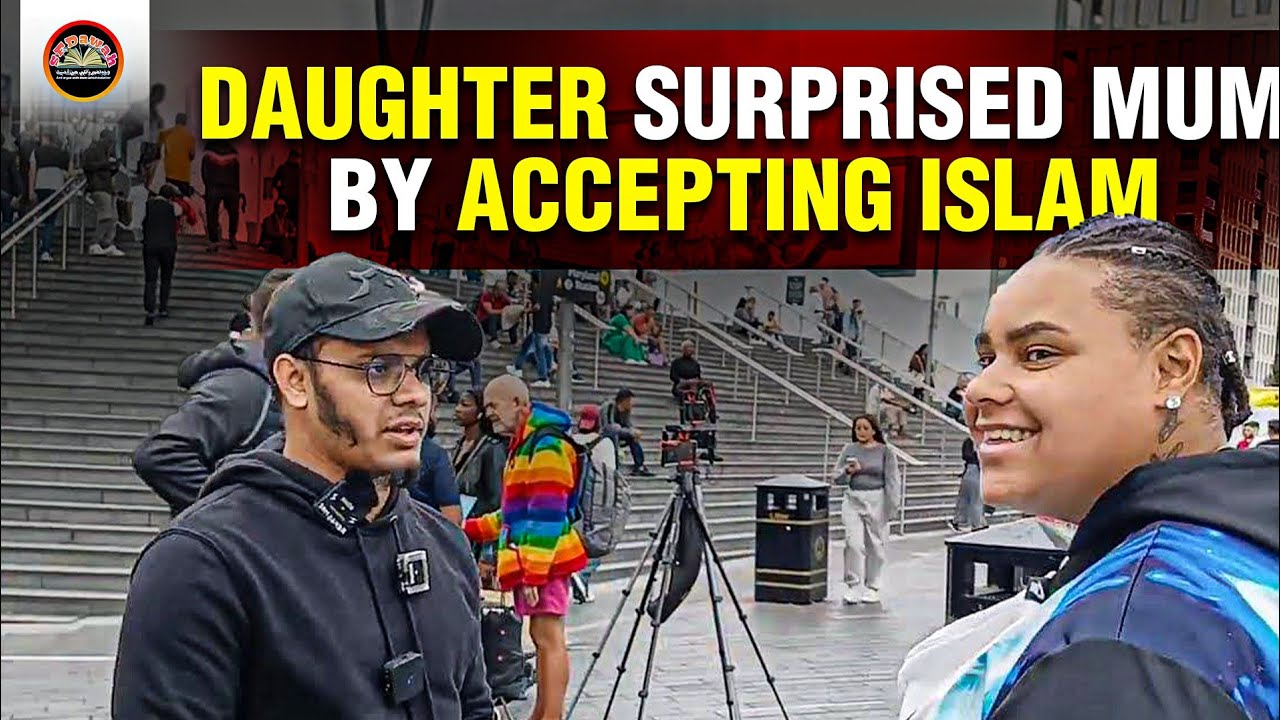 Daughter Surprised Mum By Accepting Islam Stratford Speaker's corner - YouTube