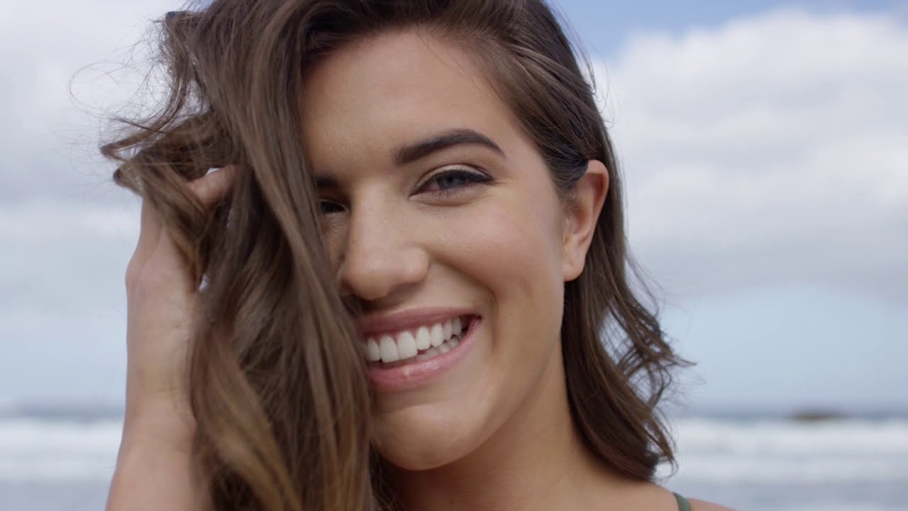 Marciel Hopkins on her healthy curves | WorldSwimsuit - YouTube