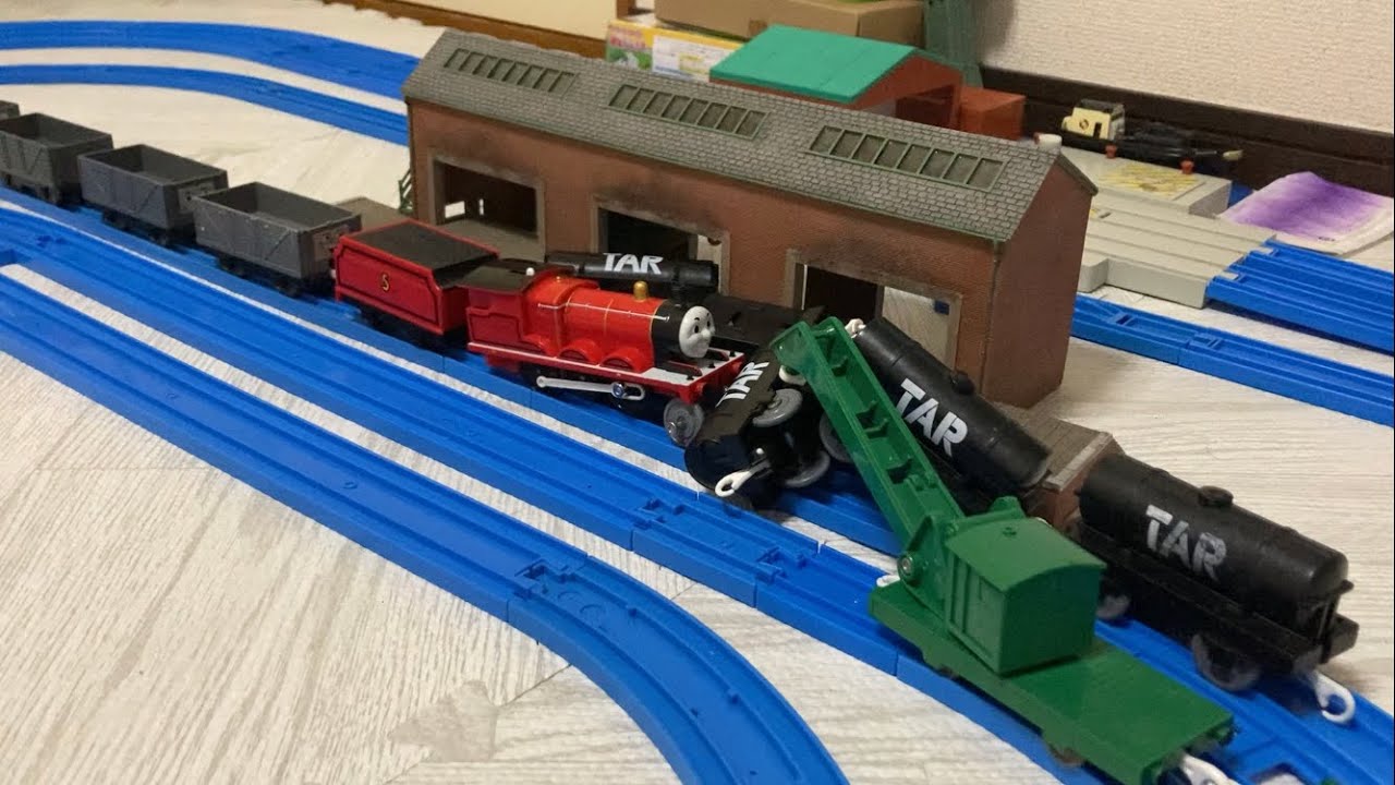 Dirty Objects tomy thomas & friends - YouTube
