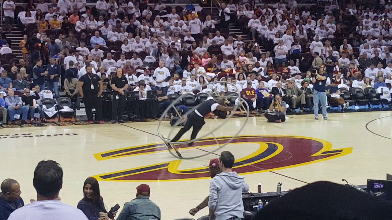 4/17/2017 Cavaliers vs Pacers Playoffs Game 2 - Halftime show - YouTube