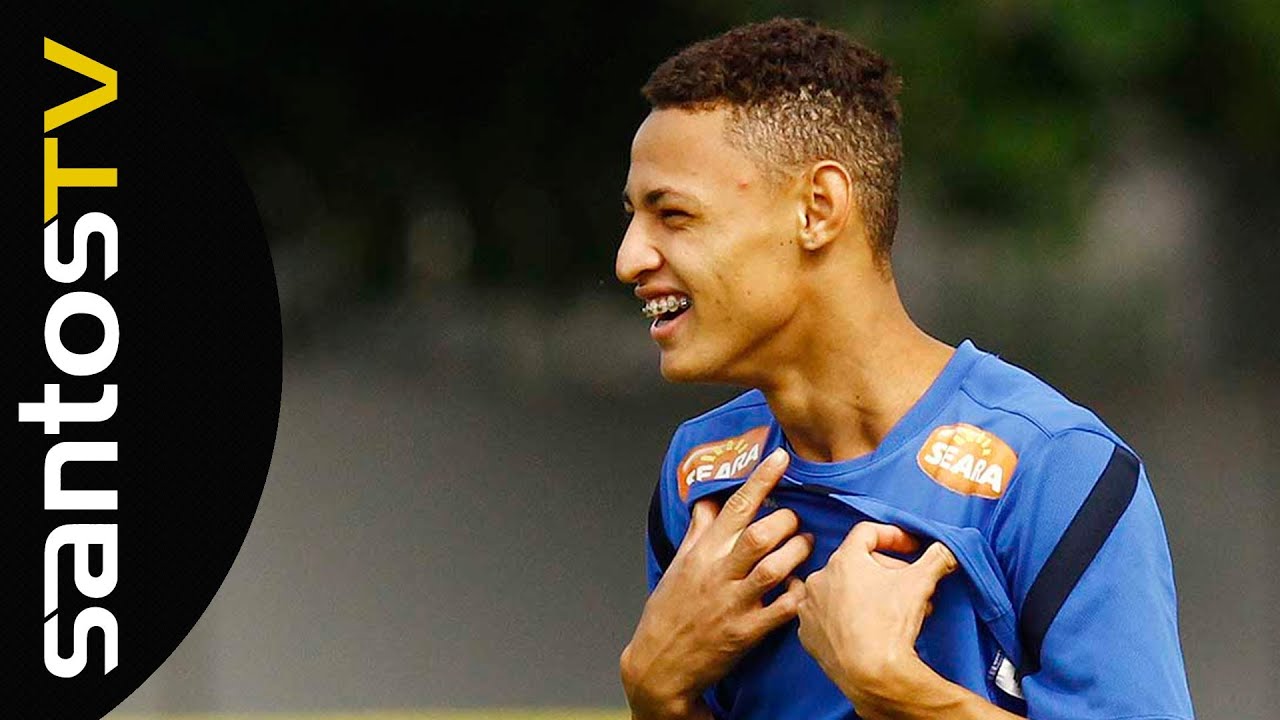 Coletiva de imprensa do Atacante Neilton (27-06-2013) - YouTube