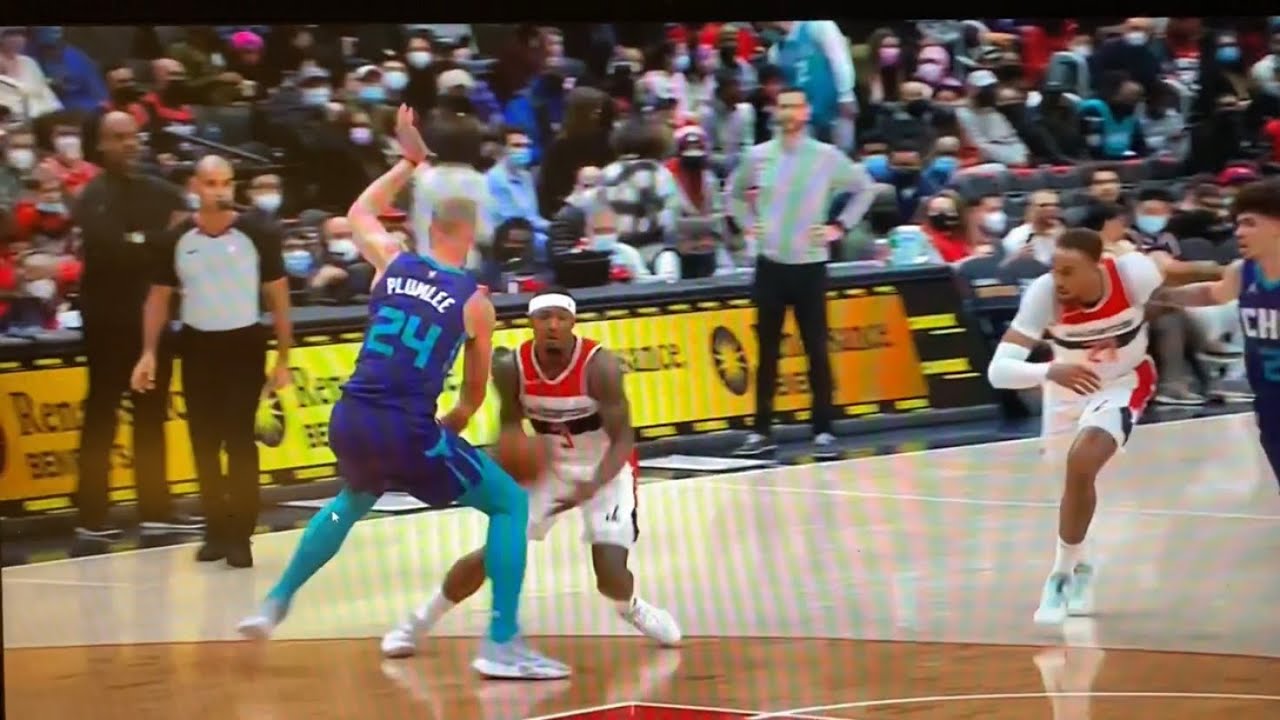 Biggest Double Dribble of life - No call! - YouTube