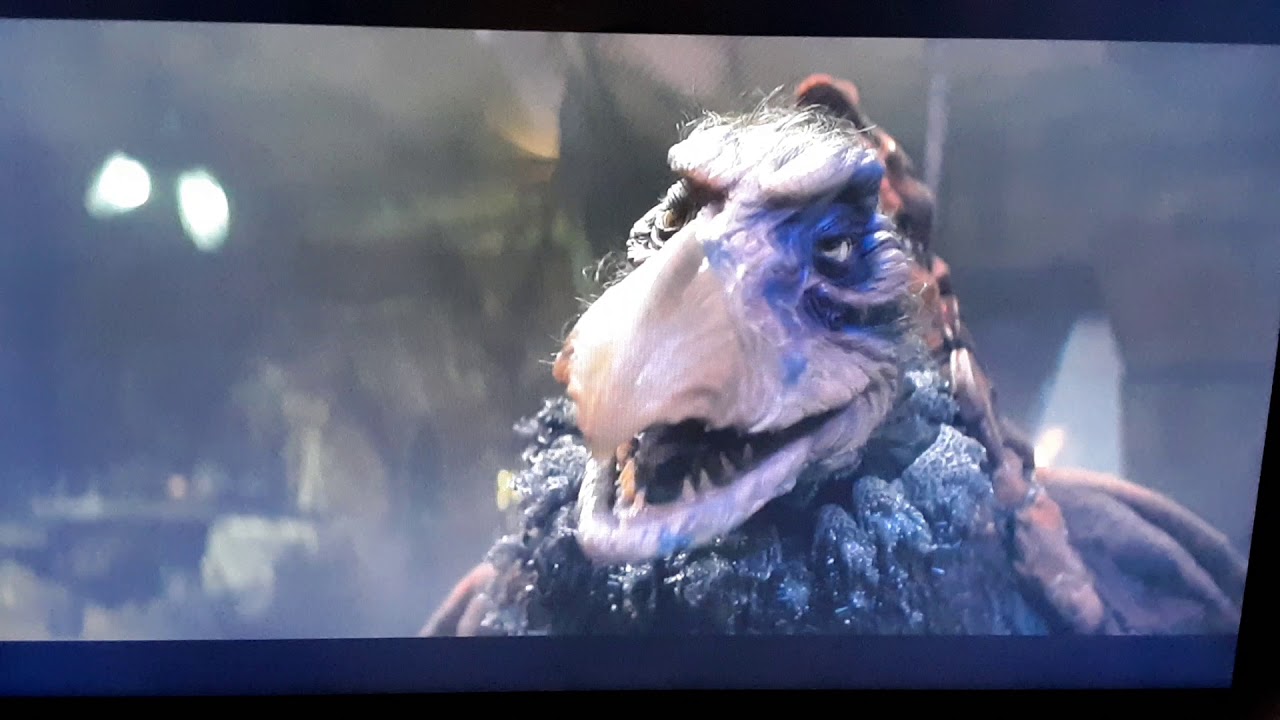 Skektek's new eye - YouTube