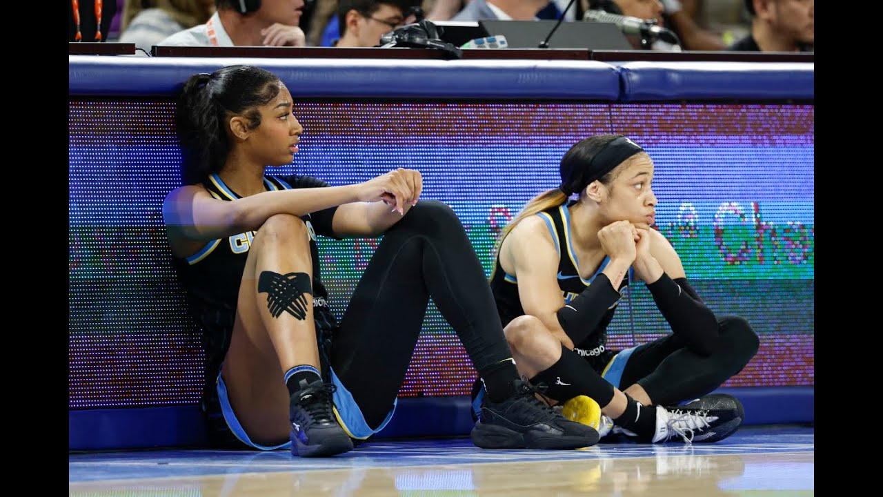 WNBA / Regular Season For The Chicago Sky / Angel Reese Run'n The Court ...