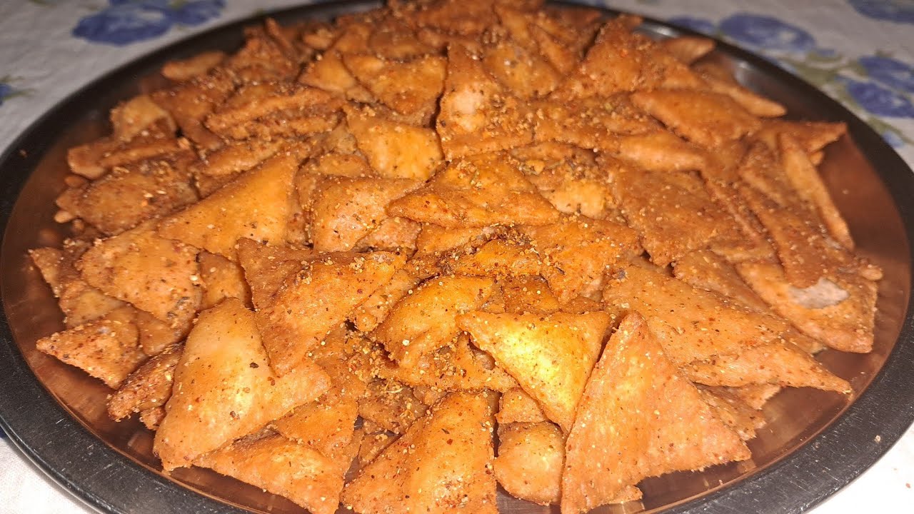 Diwali 🪔Special Crispy Sooji Pakwan😋| Diwali Pakwan Recipe| Crispy ...
