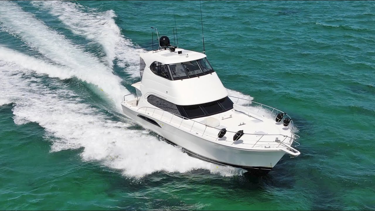Riviera 51 Enclosed | 2010 Model - YouTube