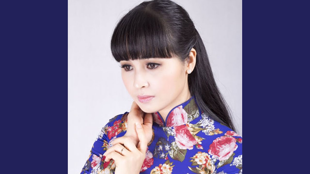 Trang Nhung | Cháu Yêu Bà - YouTube