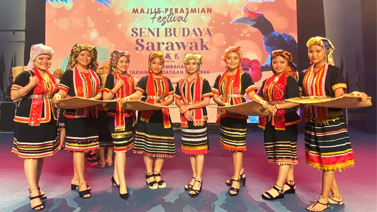 Tarian Bidayuh Nyigar Birumuh - Majlis Perasmian Festival Seni Budaya ...