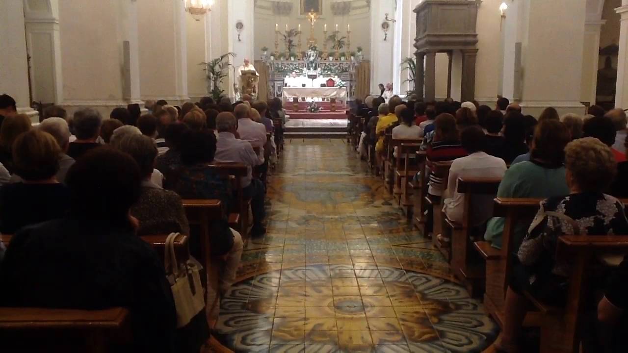 Massa. Don Angelo Grieco : 100 anni dalla nascita. - YouTube
