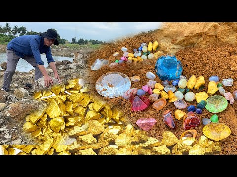 How to find Diamond-Amazing Gold Mining ! lucky boy found a lot of gold ...