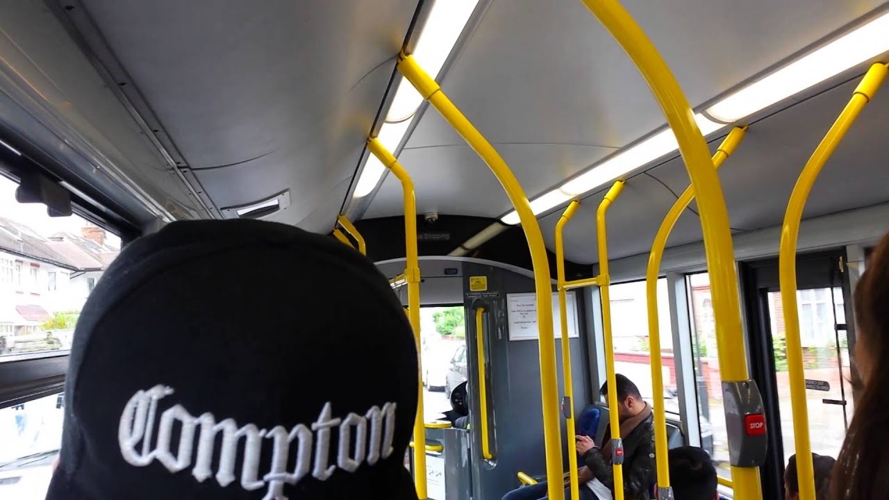 Alexander Dennis Enviro 200 SK15HBG National Express on a UWL Shuttle ...