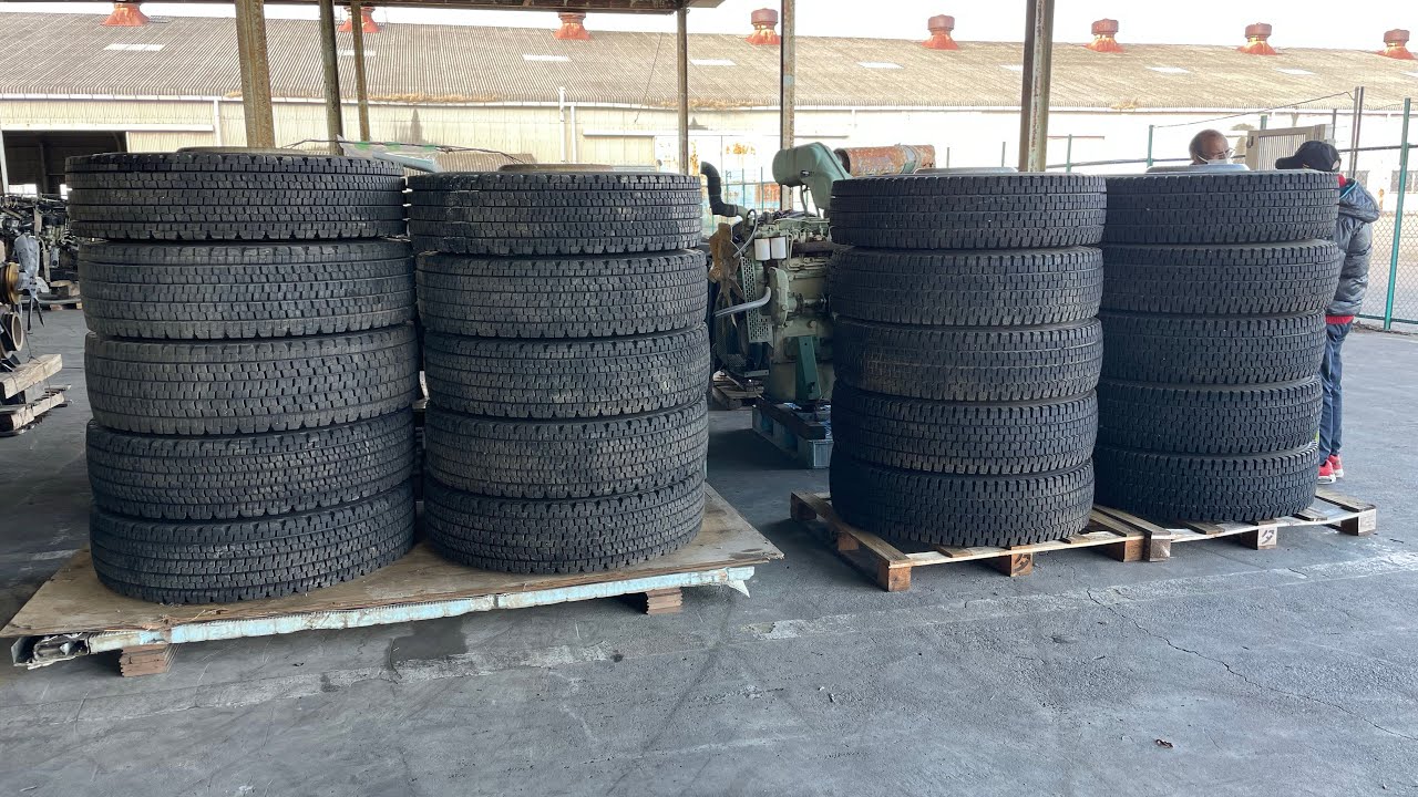 Bridgestone/ Yokohama Tires | Large size for Buses big Trucks | Made in ...